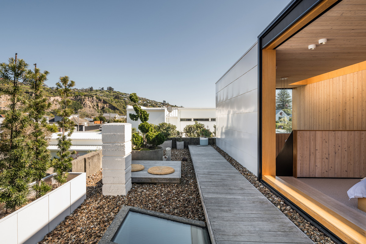 8 Menzies Street, Sumner - image 13 | Cowdy Real Estate