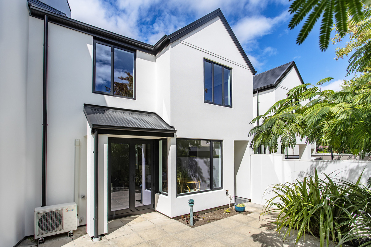 3 Oakford Close, Riccarton | Cowdy Real Estate